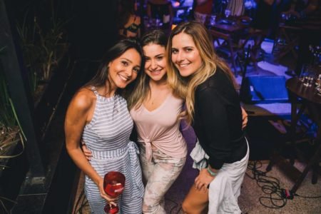 Bar Responsa comemora aniversário de um ano com festa animada | Metrópoles