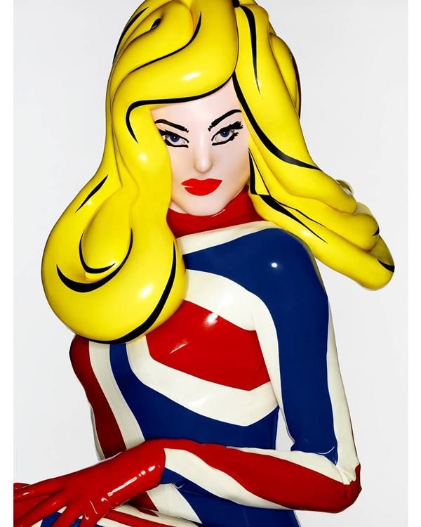 Boneca inflável e modelo “alienígena” ganham espaço no mundo da moda ...