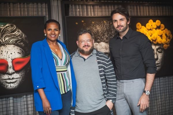 Fotógrafo Gabriel Wickbold lança livro na galeria Divino Quadro