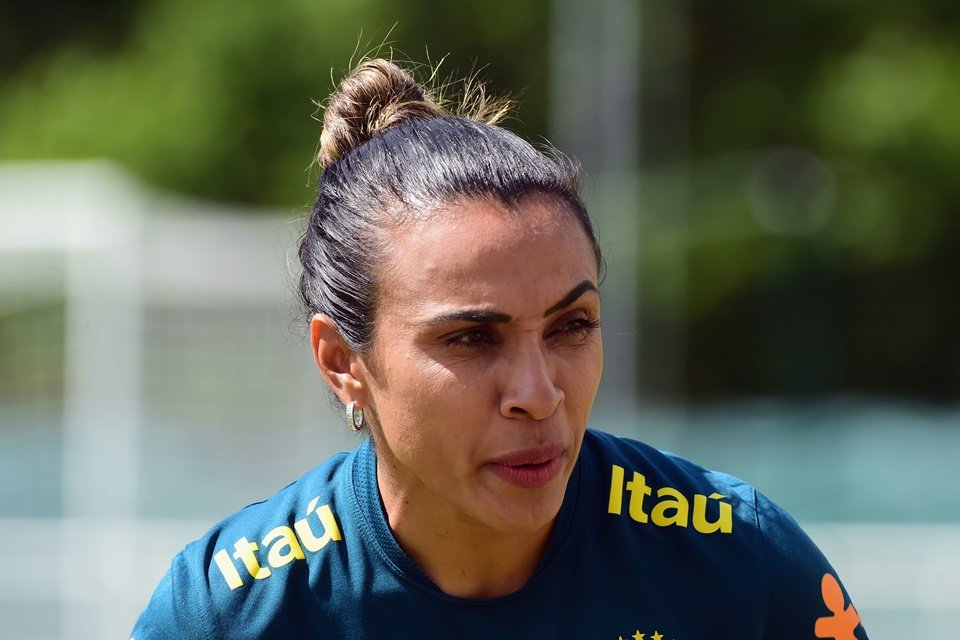 “Sempre que tem oportunidade, ela ataca”, diz Marta sobre ex-técnica ...