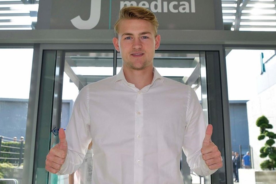 Juventus confirma a contratação de De Ligt por R$ 361 milhões | Metrópoles