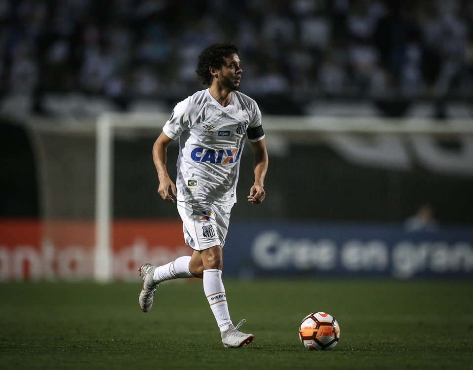 Victor Ferraz exalta clássico e chance de bater “postulante ao título ...