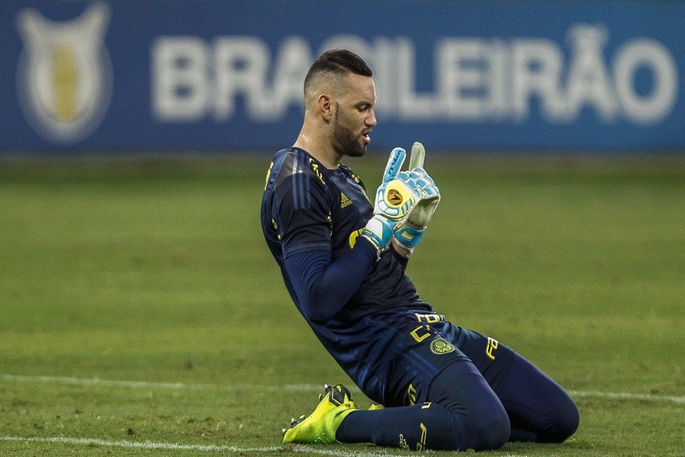 Convocado na Seleção, Weverton volta a treinar após morte da mãe ...