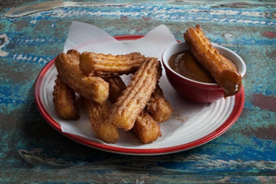 Receita de churros fácil e prática: aprenda a fazer o doce | Metrópoles