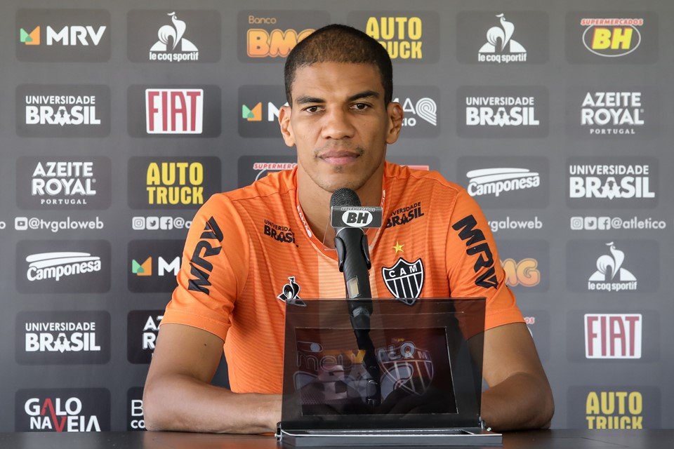 Atlético-MG deixa Leonardo Silva fora do duelo com o Fortaleza