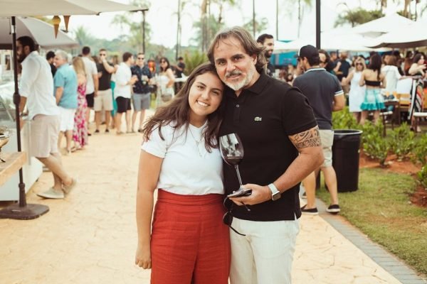1ª edição do Wine Fire reúne 400 pessoas no Pontão do Lago Sul | Metrópoles
