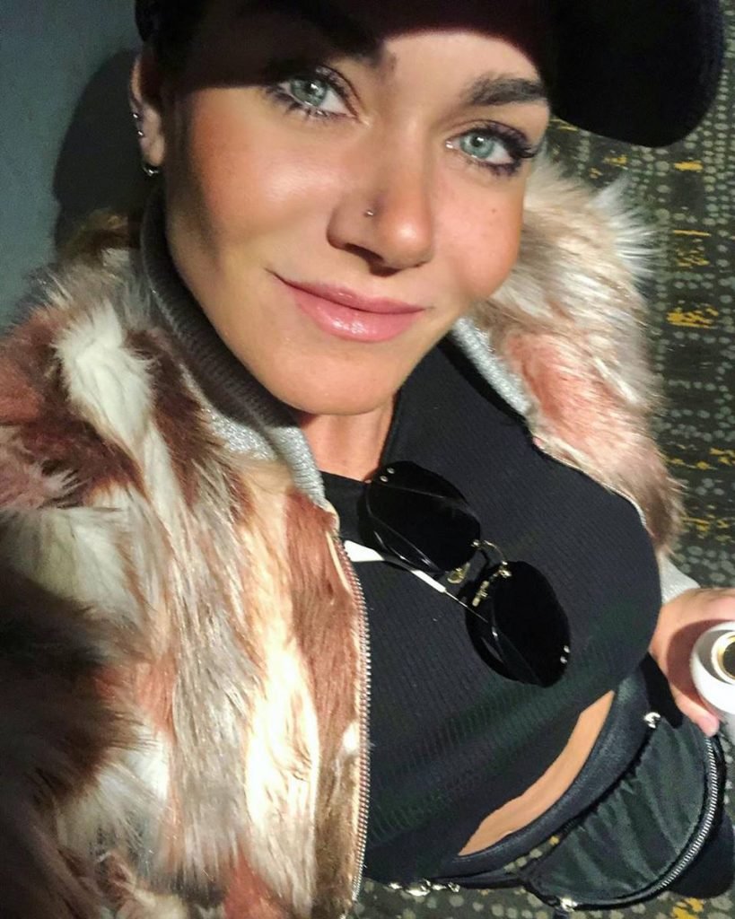 Luize Altenhofen exibe bumbum à milanesa e enlouquece fãs | Metrópoles