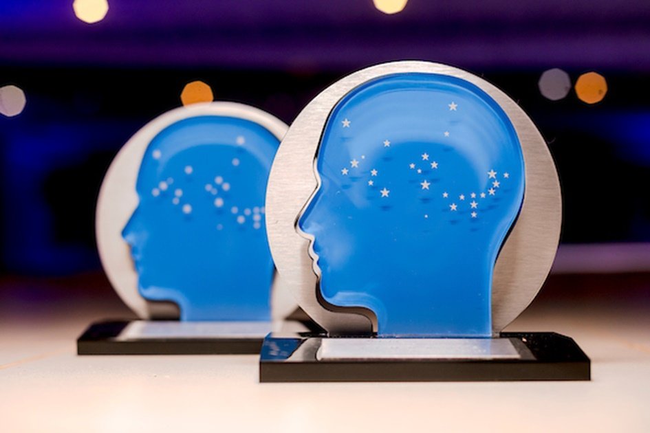 Metrópoles recebe o 5° Prêmio Synapsis FBH de Jornalismo | Metrópoles