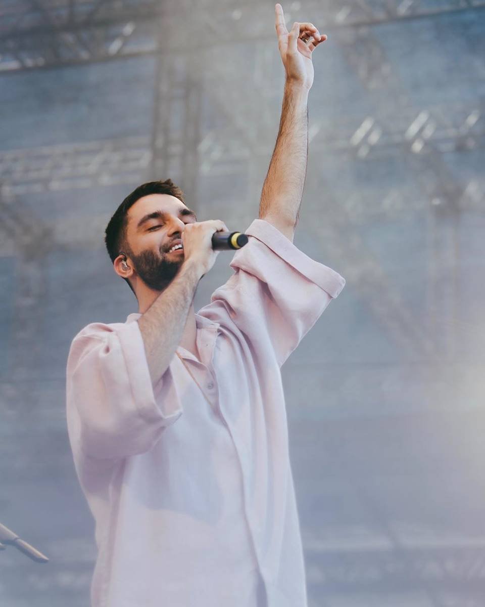 Silva lança disco de Carnaval: "São muitas músicas que amo"