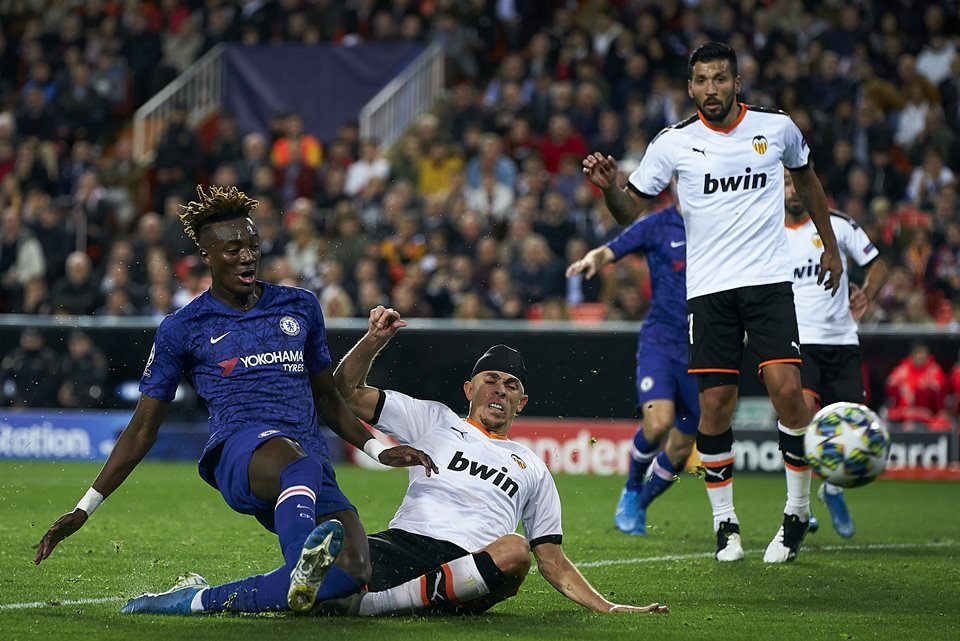 Valencia e Chelsea empatam jogo emocionante na Liga dos Campeões ...