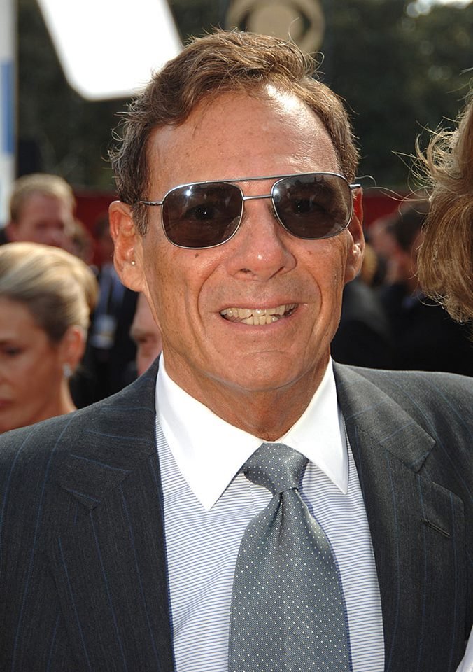 Ron Liebman, o pai de Rachel em Friends, morre aos 82 anos | Metrópoles