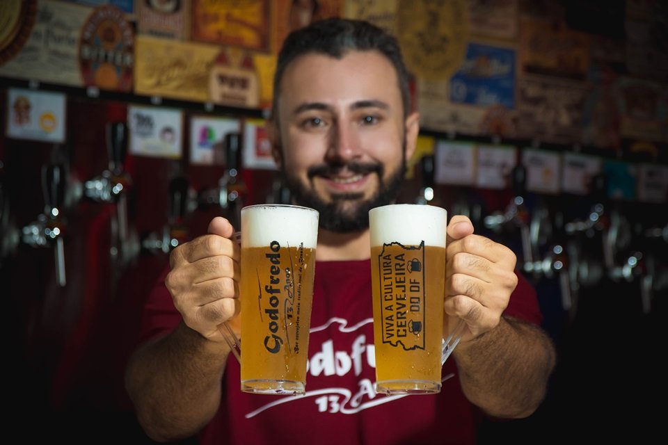 Godofredo comemora aniversário com guia digital para cervejeiros ...