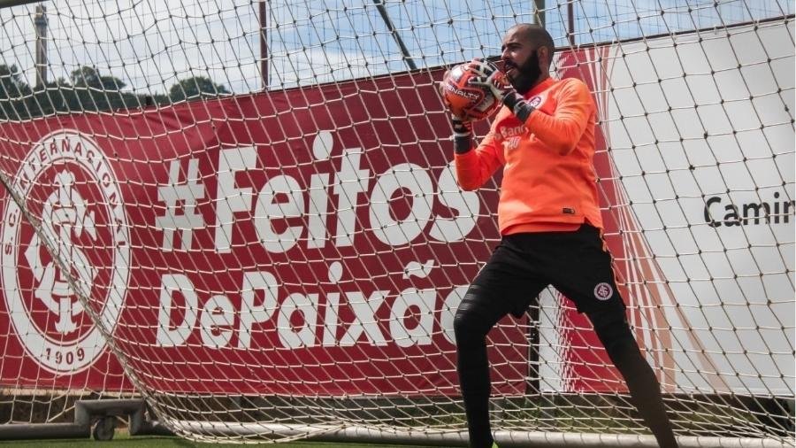 Inter anuncia renovação do contrato de Danilo Fernandes até 2021 ...