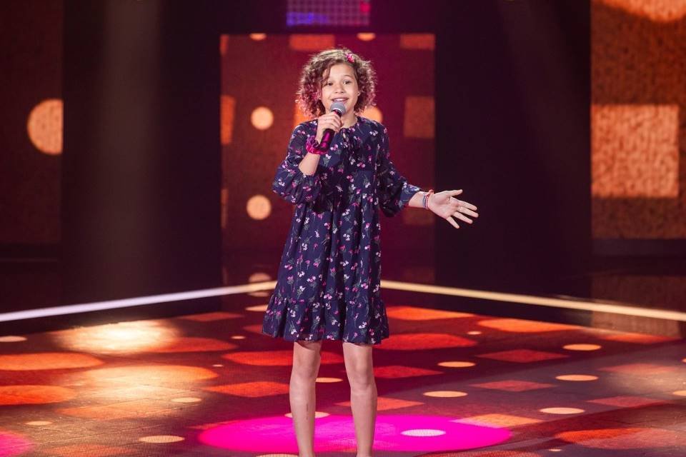 Analu foi caloura do Raul Gil antes do The Voice K... The Voice Kids Shotoe