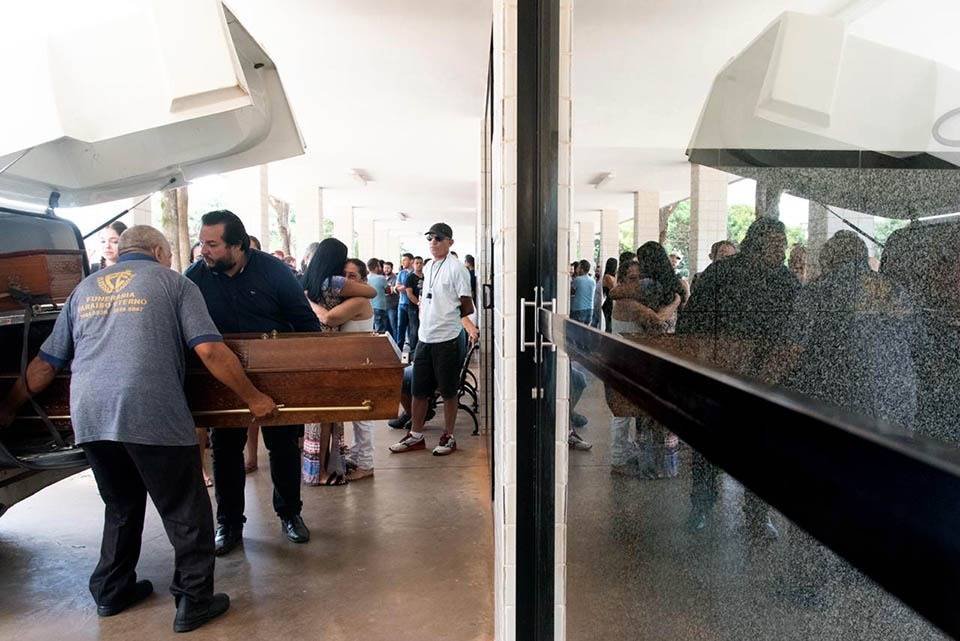 Feminicídio: “Se te amasse, não mataria”, chora mãe de Gabrielly ...