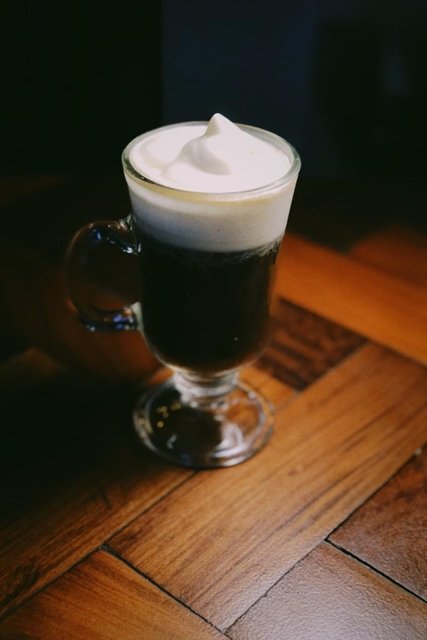 Descubra o sabor complexo do Irish Coffee em seis locais do DF – Sabor ...