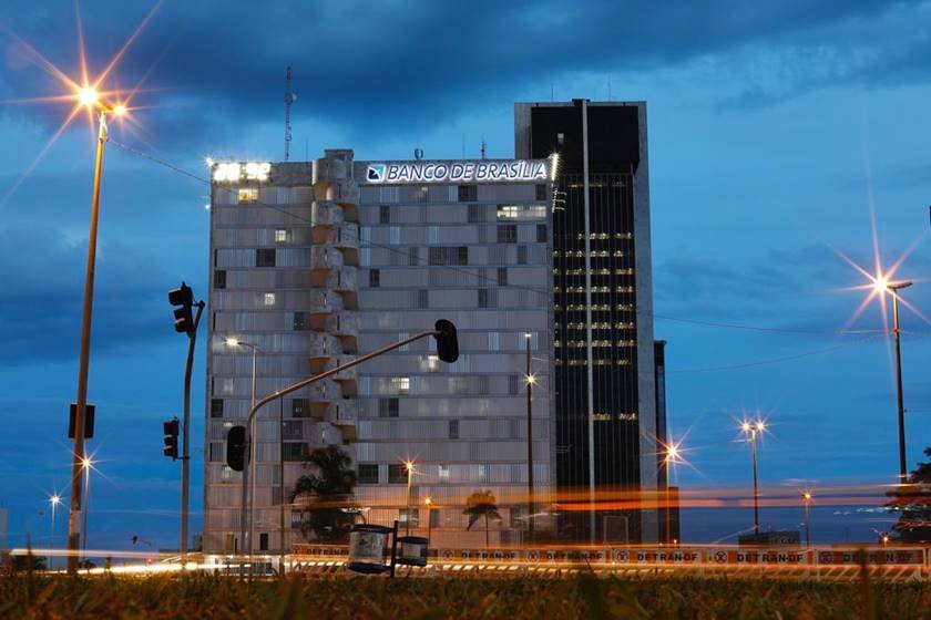 BRB convoca 2ª turma de aprovados em concurso com 57 nomeações para junho