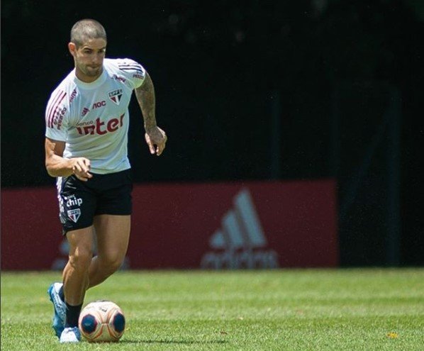 Bonde do careca: após Neymar, Alexandre Pato raspa o cabelo | Metrópoles