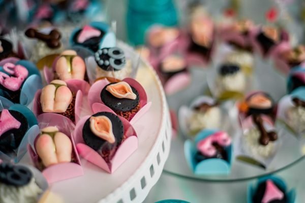 Tarde animada marca chá de lingerie da cantora Babi Ceresa | Metrópoles