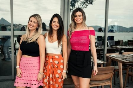 Dudu Nobre coloca famosos para sambar em show na Feijoada Nº1 | Metrópoles