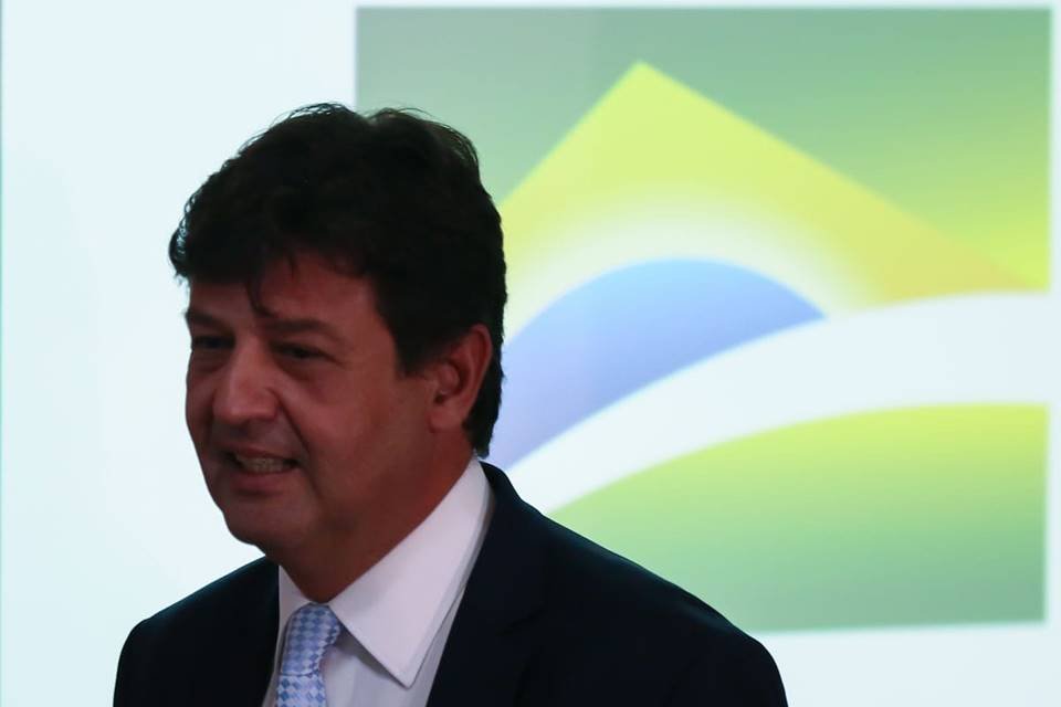 Mandetta: “Fechar fronteira é ineficaz contra o coronavírus” | Metrópoles