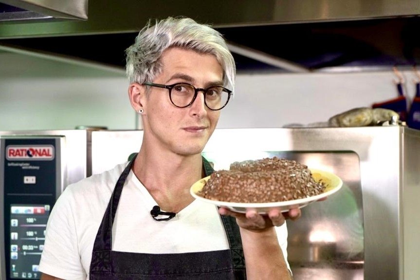 Merenda de Solteiro: aprenda a fazer um brigadeirão especial | Metrópoles