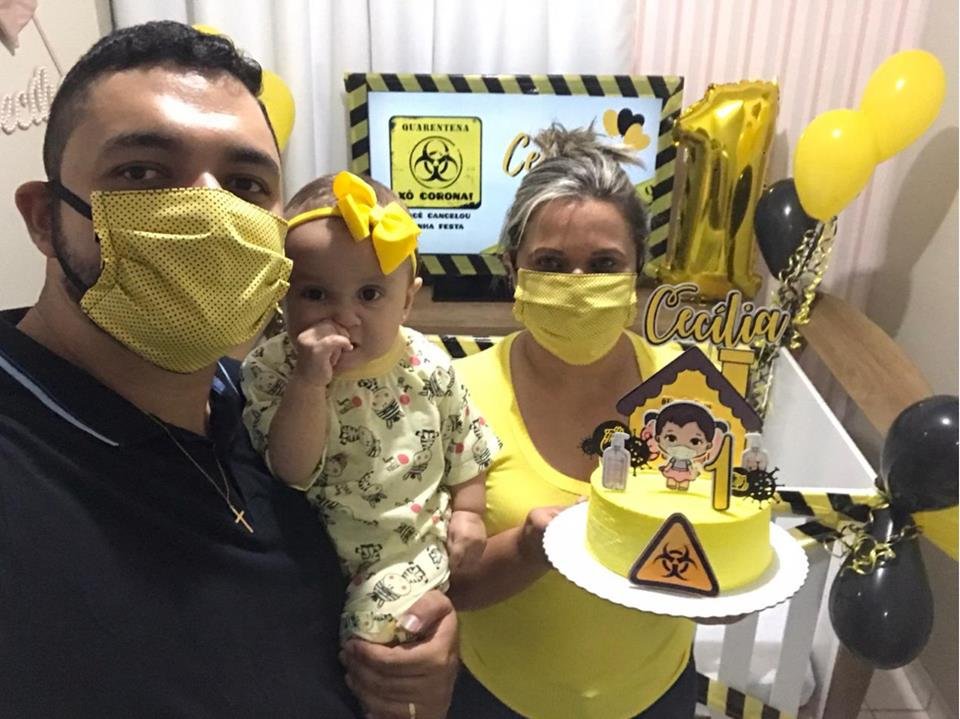 Menina faz um ano e ganha festa com tema “Xô, corona” no DF | Metrópoles