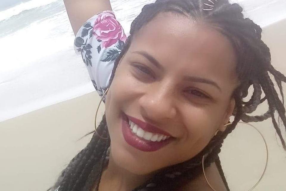 Ex-BBB dá à luz e fica 12 dias internada com Covid-19 e mioma | Metrópoles