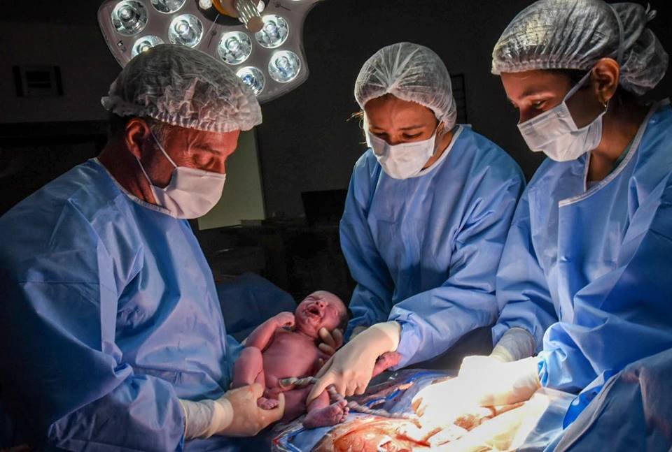Nasce terceiro filho de Kauan, da dupla com Matheus. Veja fotos ... Nasce terceiro filho de Kauan, da dupla com Matheus. Veja fotos ...