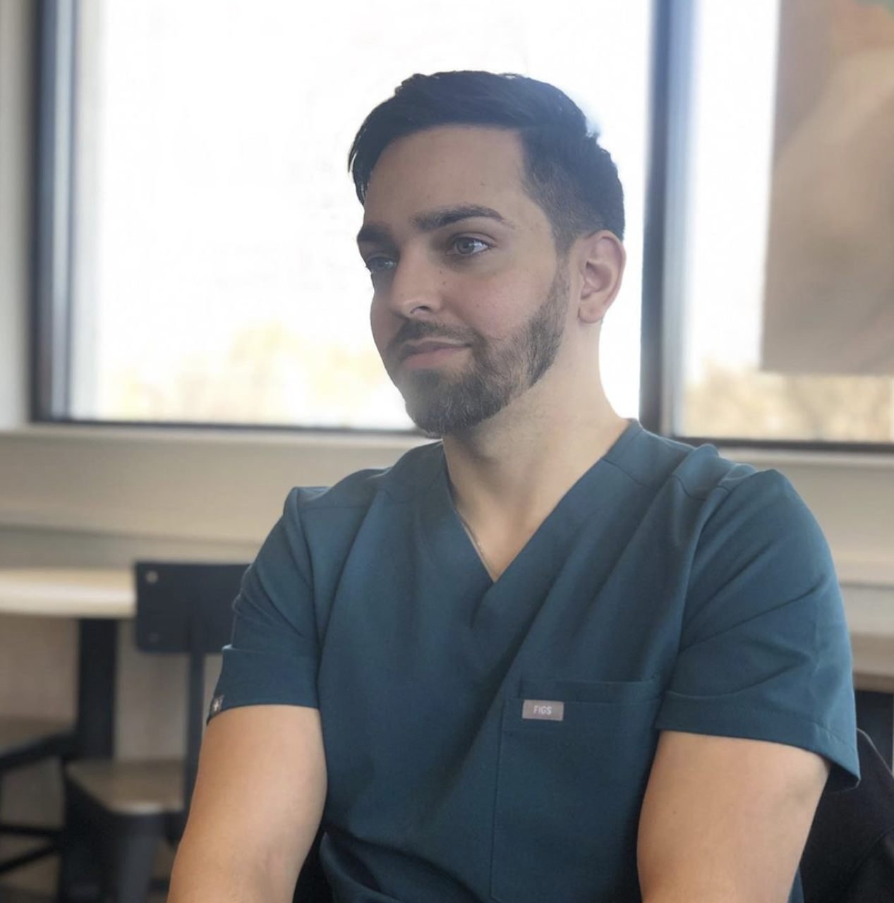 Dermatologista lista piores tendências de beleza: “Não gaste seu dinheiro” | Metrópoles