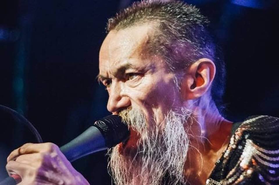 Morre Mr. Chi Pig, vocalista e fundador da banda SNFU, aos 57 anos ...