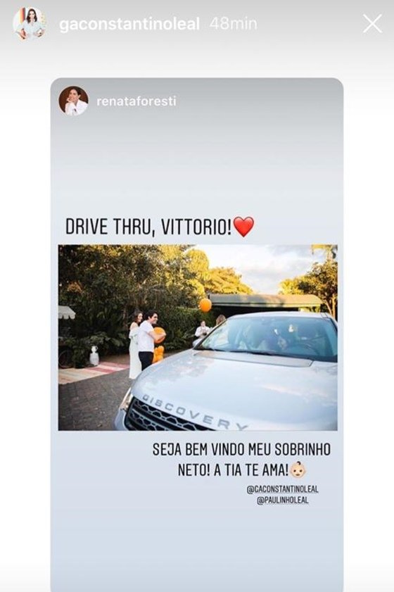Gabi Constantino e Paulo Leal armam chá de bebê drive-thru para ...