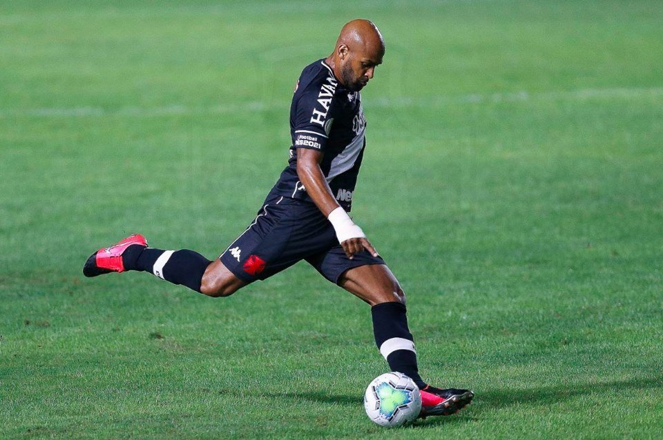 Vídeo. Confira os gols de Felipe Bastos na vitória do Vasco sobre Sport | Metrópoles