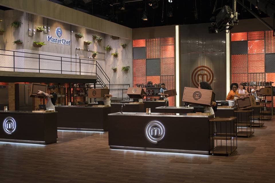MasterChef Celebridades será com apresentadores da Band, diz colunista ...