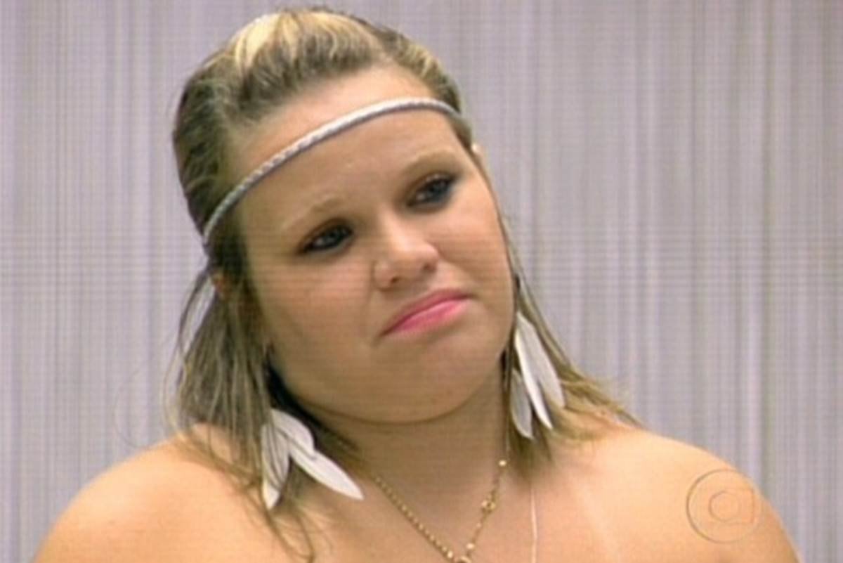 Lembra Dela Ex Bbb Paula Leite Aparece Irreconhecível Após Emagrecer