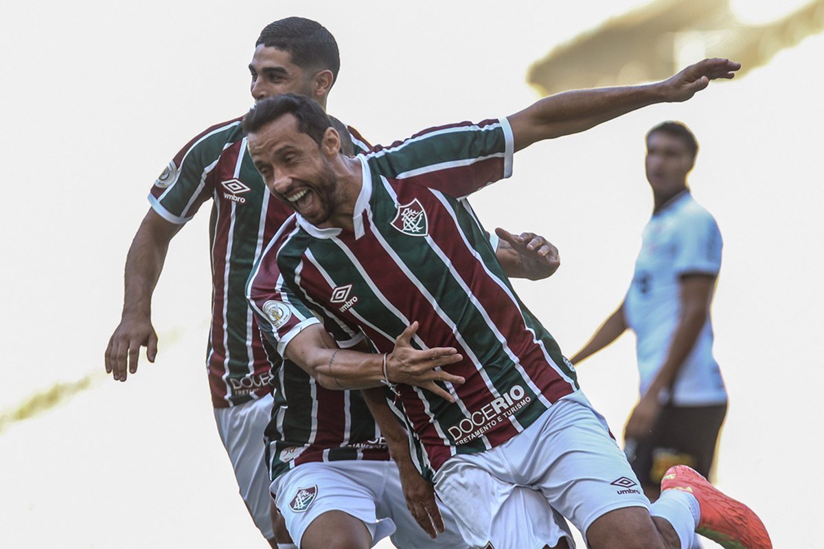 Nenê marca dois gols e define vitória do Fluminense sobre Corinthians ...