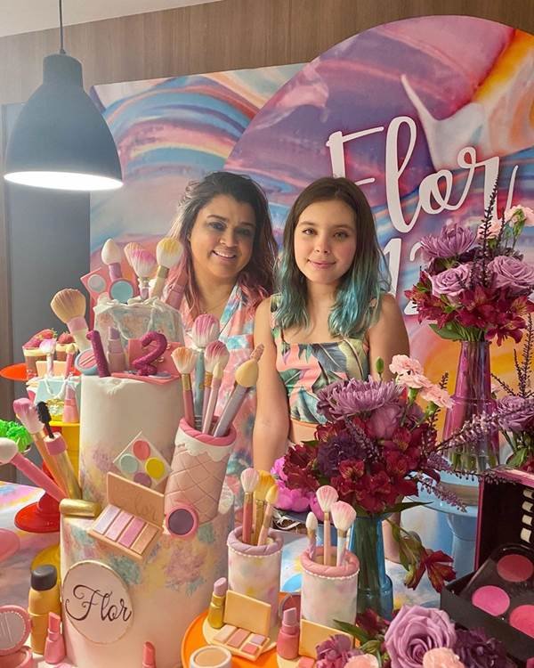 Flor Gil comemora 12 anos com festa em família e homenagem de famosos ... Flor Gil comemora 12 anos com festa em família e homenagem de famosos ...