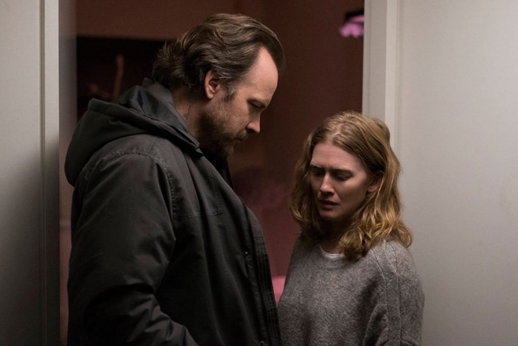 Cinco motivos para ver The Lie, longa do Amazon Prime Video com Joey ...