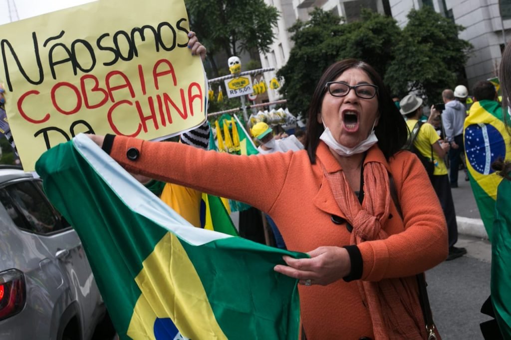Grupo pró-Bolsonaro protesta em SP contra Doria e obrigatoriedade da ...