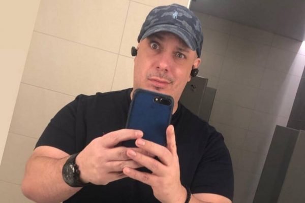 Ícone da música de Nova York, DJ Spinbad morre aos 46 anos