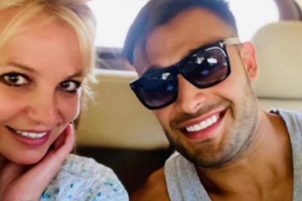 Britney Spears faz 39 anos e recebe homenagem do namorado: “Minha leoa ...
