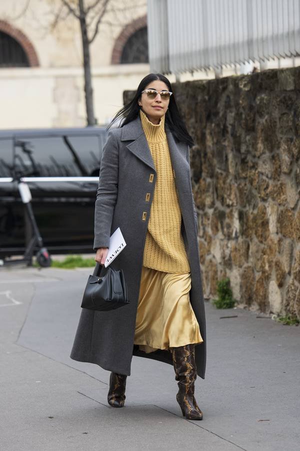 Inspire-se em looks de street style com as duas cores da Pantone para ...