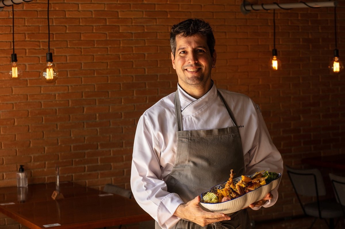 Restaurante Authoral: cinco anos comemorados com comida de bar | Metrópoles