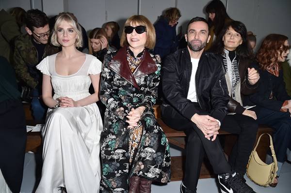 Anna Wintour se torna diretora de conteúdo global do grupo Condé Nast ...
