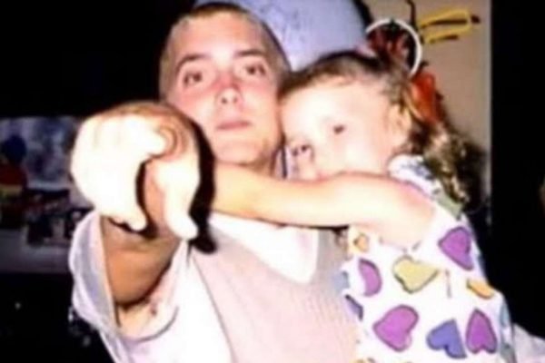 Filha de Eminem celebra 25 anos e web reage: “Vi essa bebê crescer ...