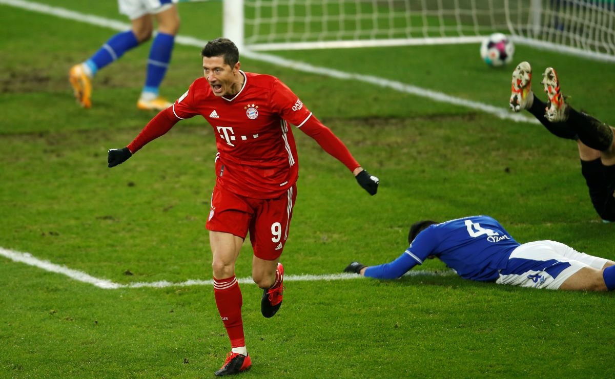 Lewa dá show e Bayern abre sete pontos de vantagem na liderança do ...