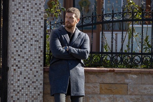 Conheça 50M2, série turca de ação e mistério que estreia na Netflix ...