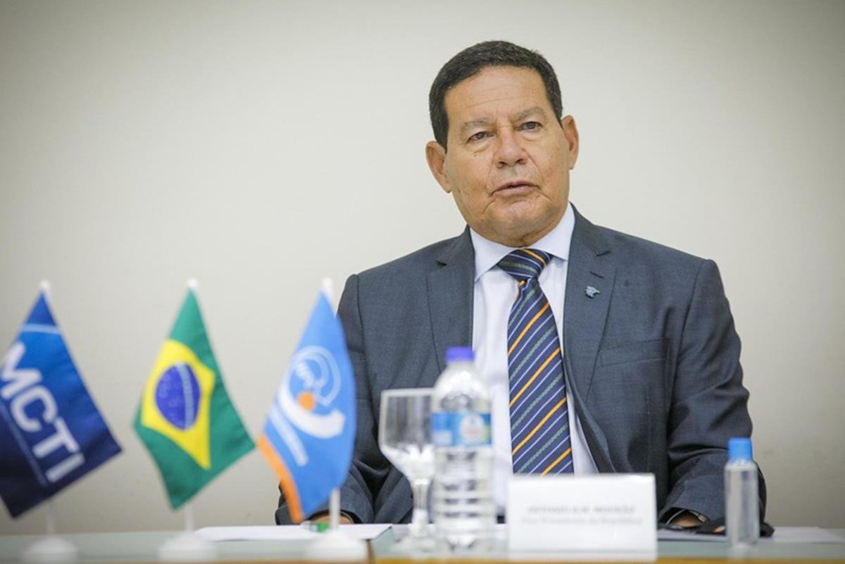 Mourão diz que está “tudo pronto” para retomada do Fundo Amazônia ...