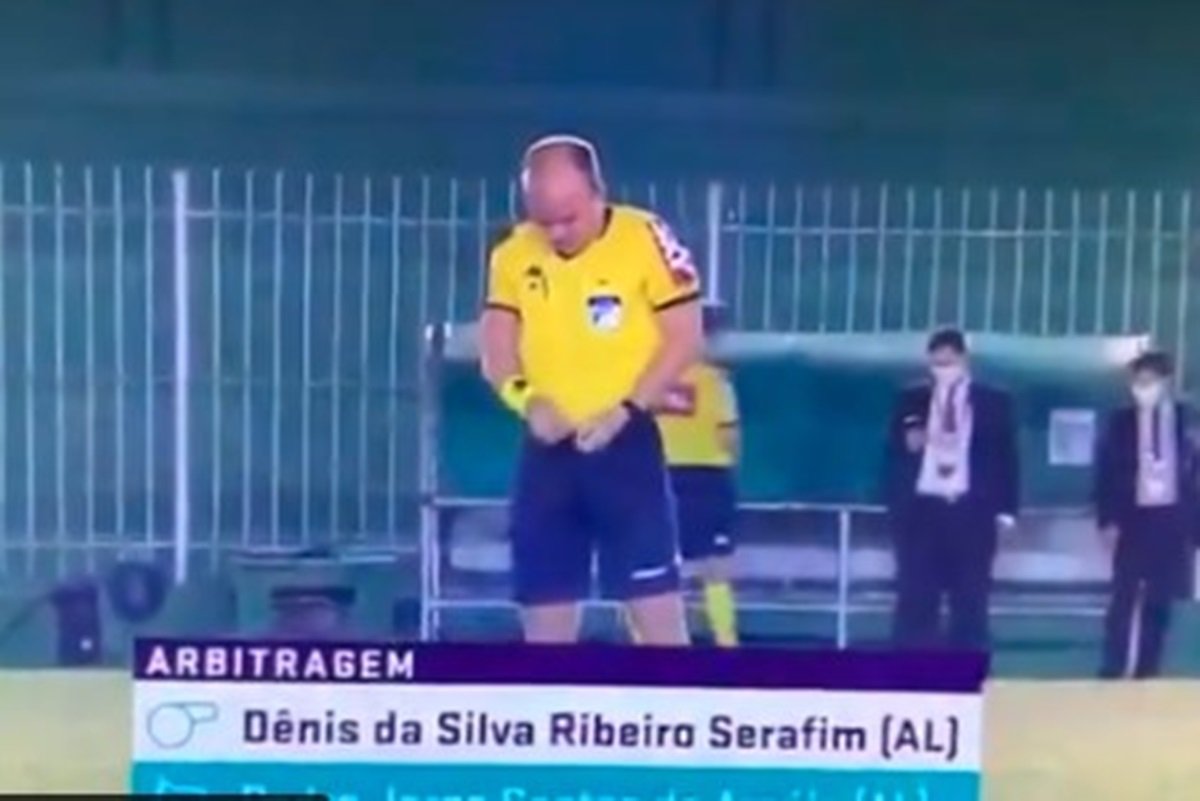 Vídeo: árbitro imita Ronaldo e faz xixi em campo na Copa do Brasil ...