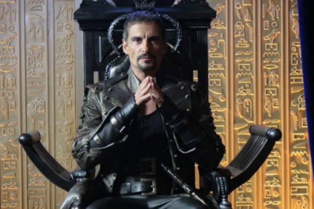 Cliff Simon, ator de Stargate SG 1, morre aos 58 anos | Metrópoles